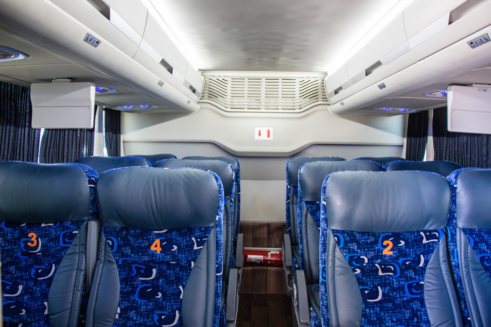 Renta de Autobúses VOLVO para 62 pasajeros